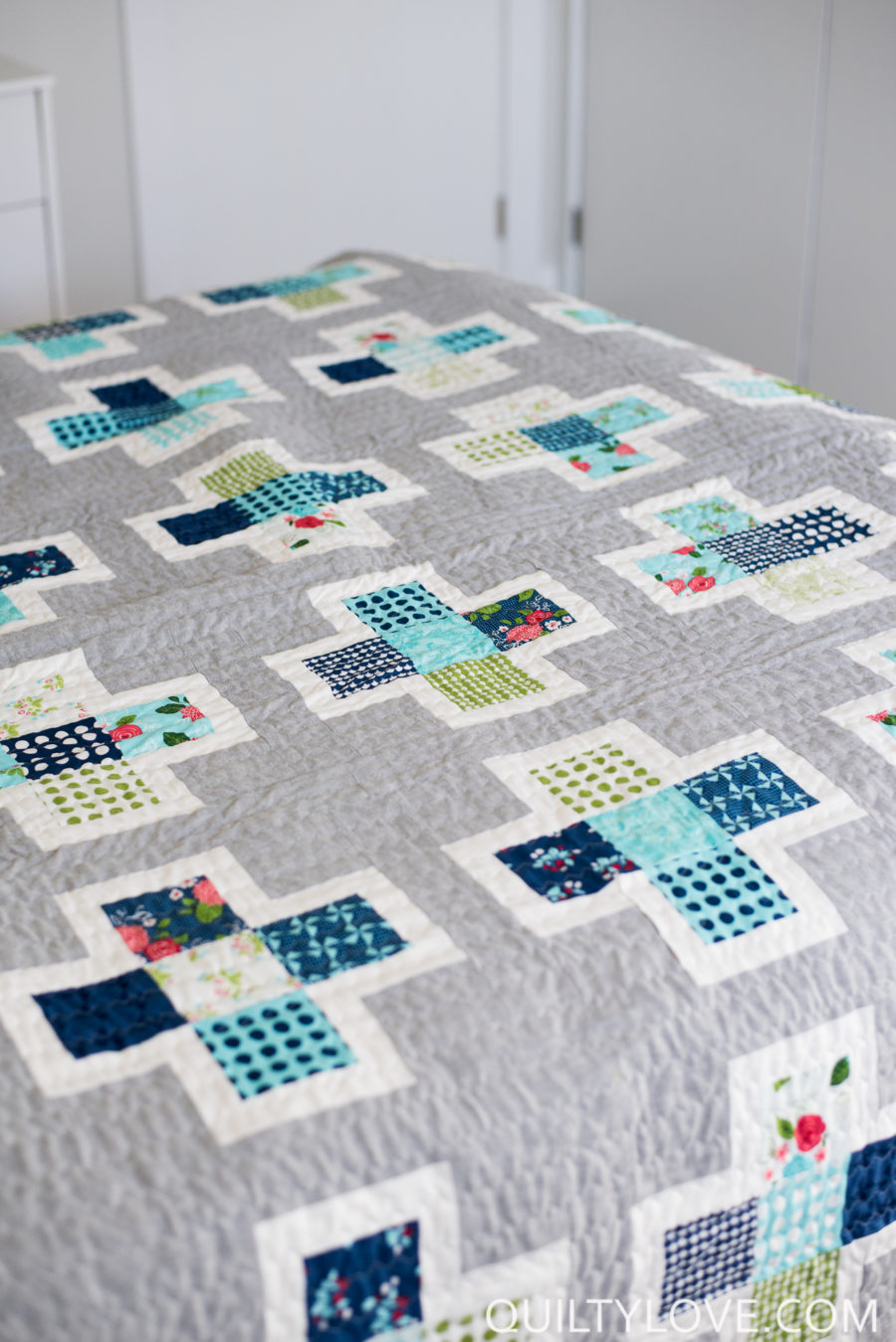 Plus Squared Quilt Pattern - Quilty Love