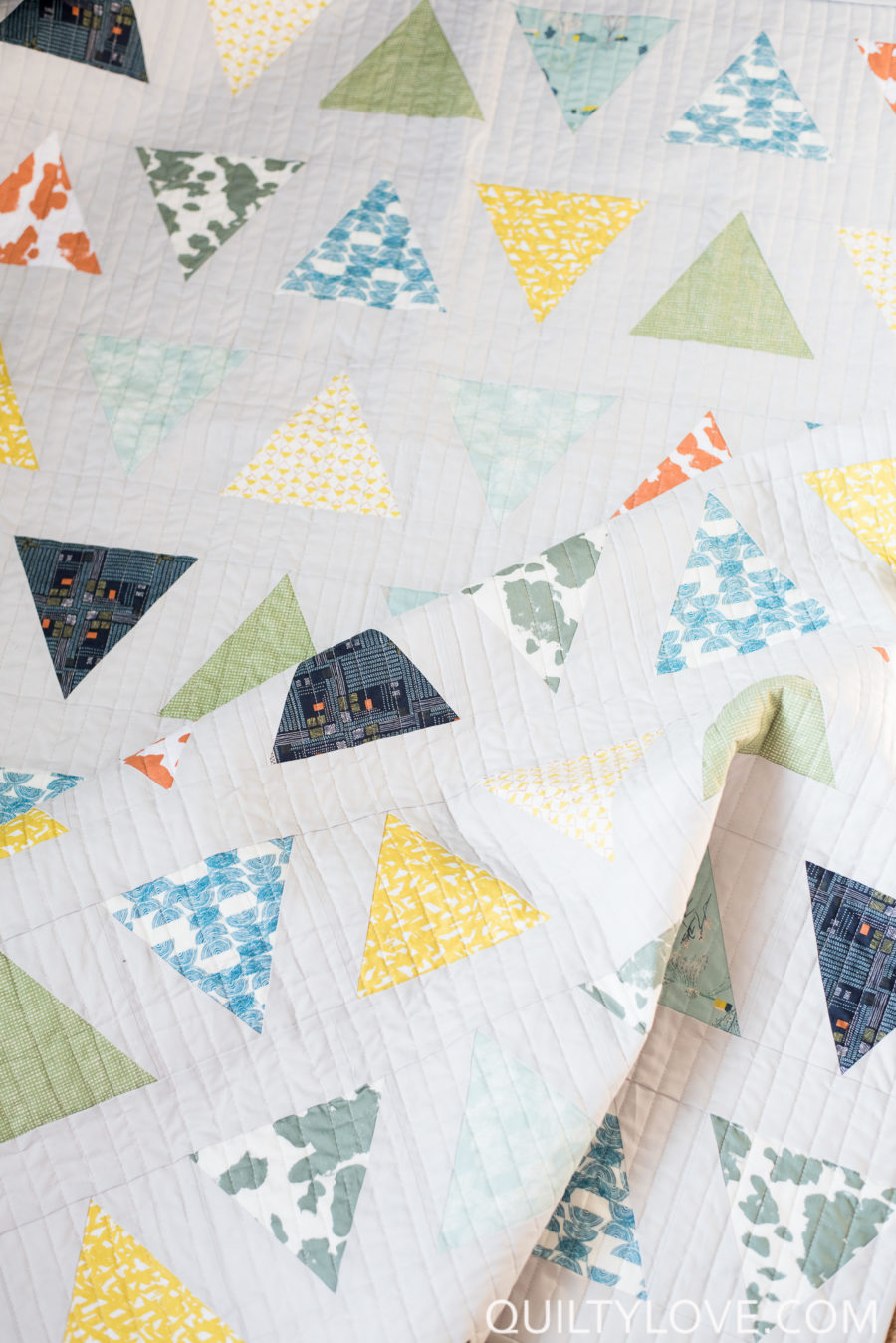 Triangle Pop quilt - Bountiful Blog Tour - Quilty Love