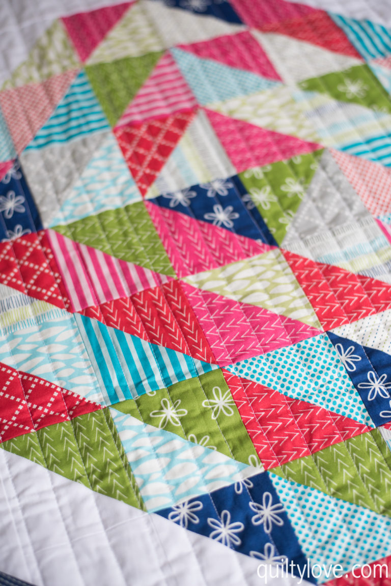 Hearts on Fire Quilt - Weekend Quilting Blog Hop - Quilty Love