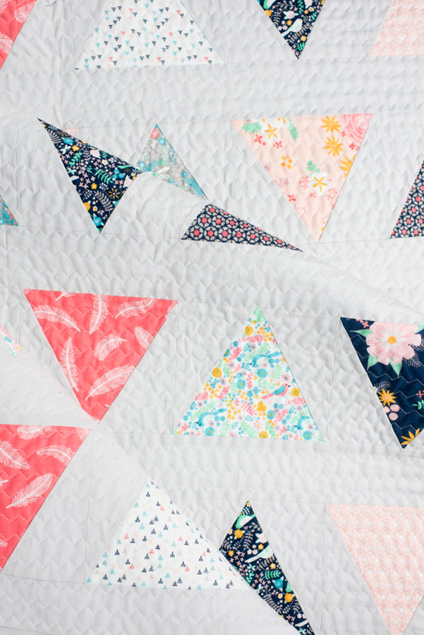 All the baby quilts: Triangle Pop Quilt Pattern - Quilty Love