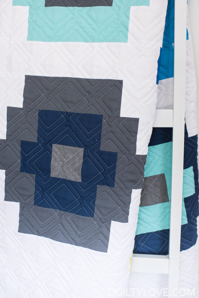 Quilty Beads Quilt- The Modern Solids quilt - Quilty Love