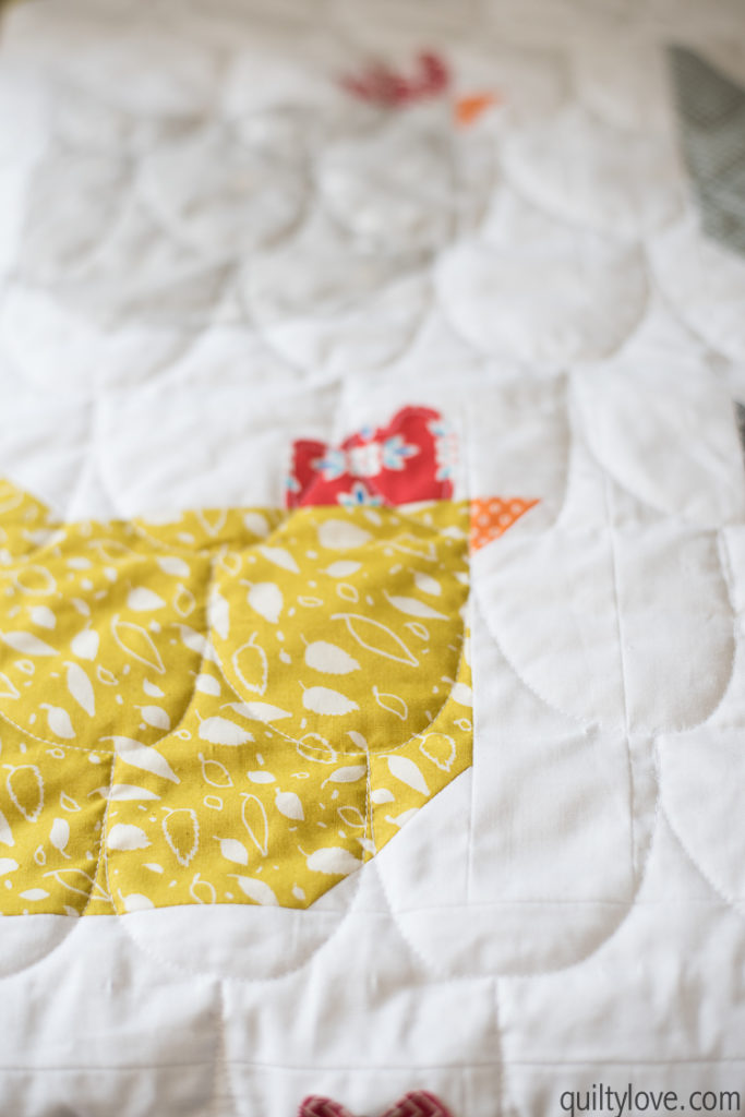 The Chicken Quilt - link to free tutorial - Quilty Love