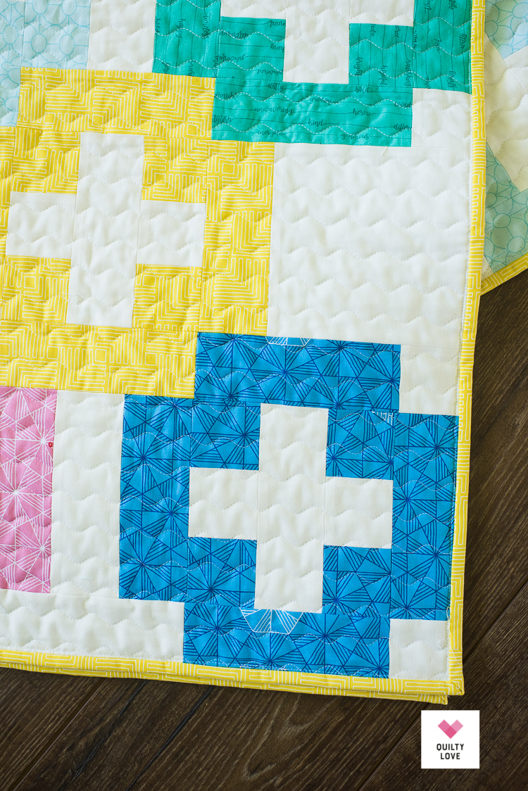 Plus and Minus Baby quilt - The Sassafras Lane one - Quilty Love