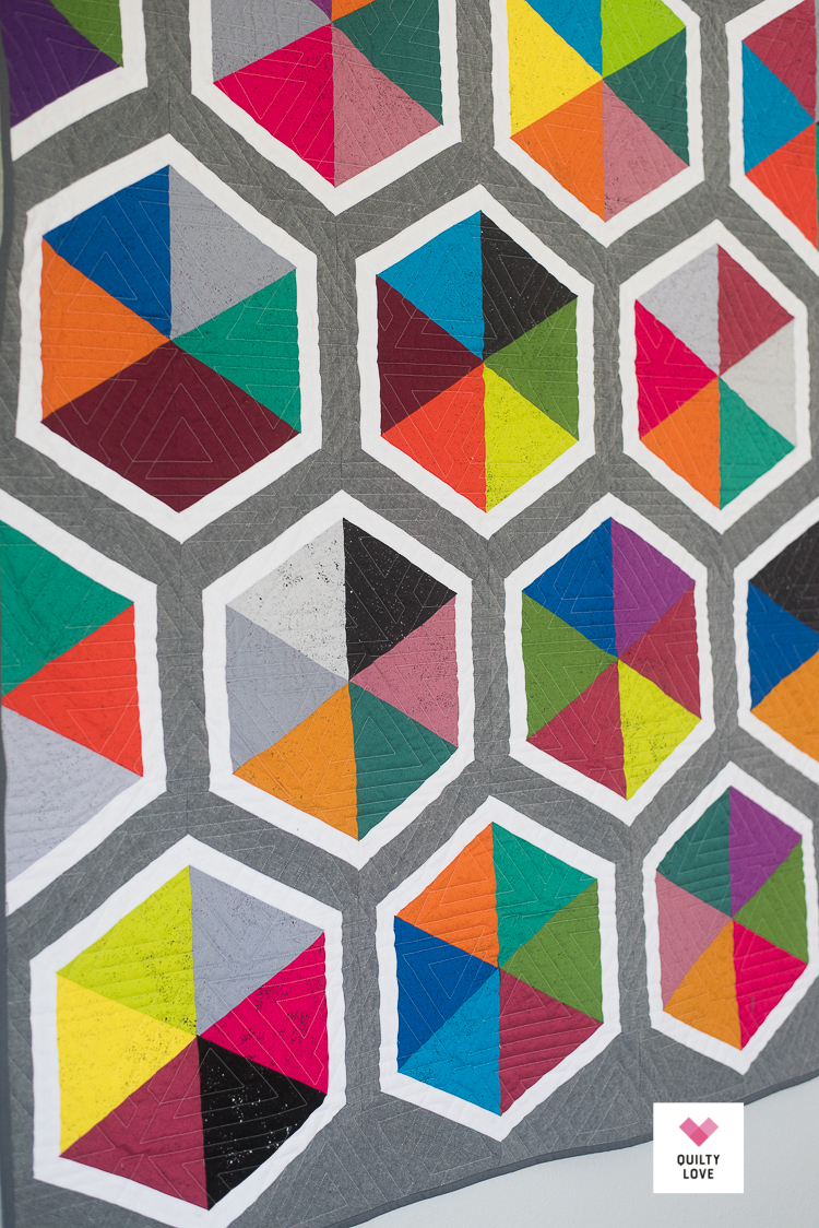 Triangle Hexies Quilt - The Spectrastatic one - Quilty Love