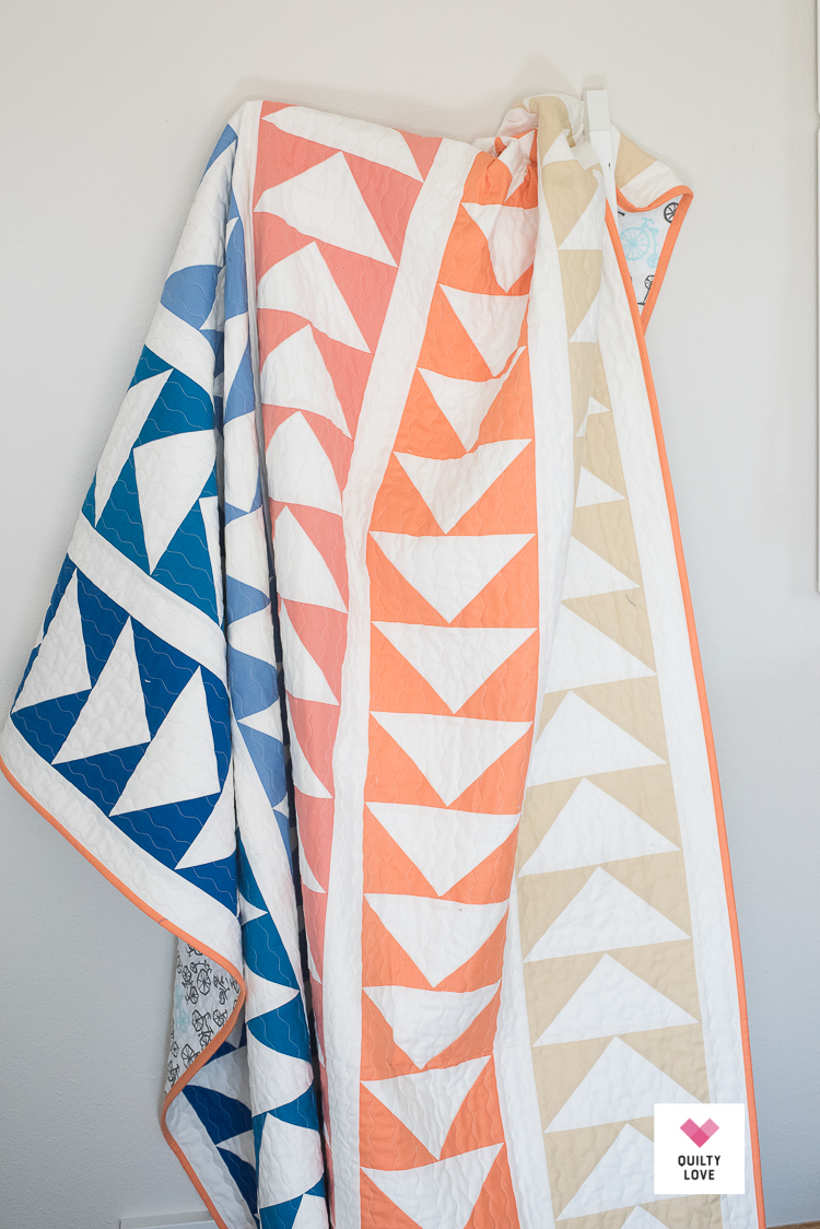 Flying - A solids flying geese quilt - Quilty Love