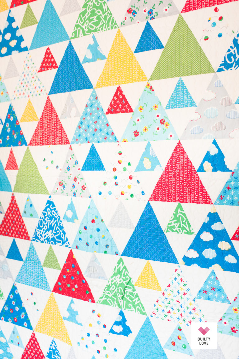 Bounce Triangle Peaks quilt - Quilty Love