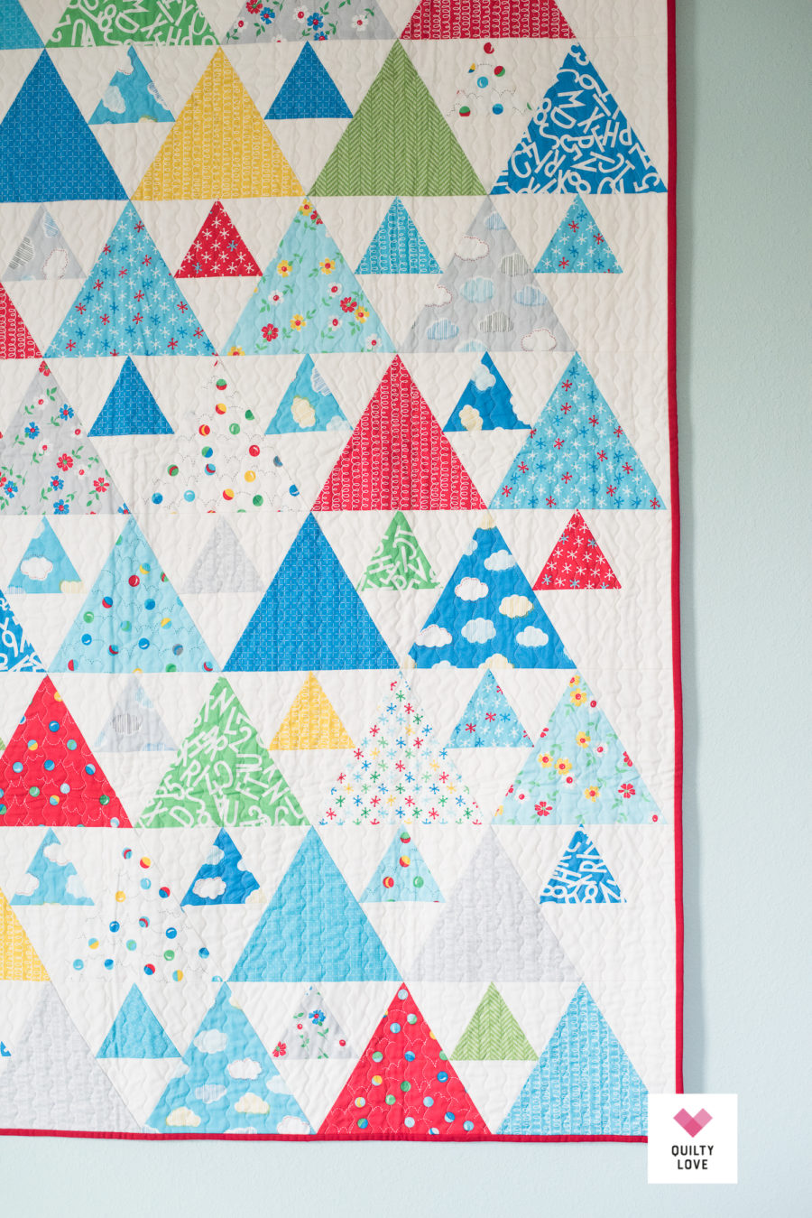 Bounce Triangle Peaks quilt - Quilty Love