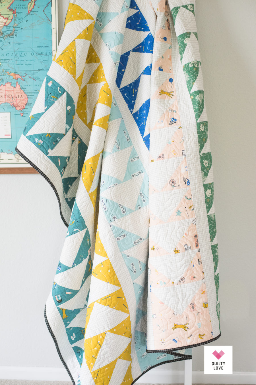 Flying quilt - A flying geese quilt pattern - Quilty Love