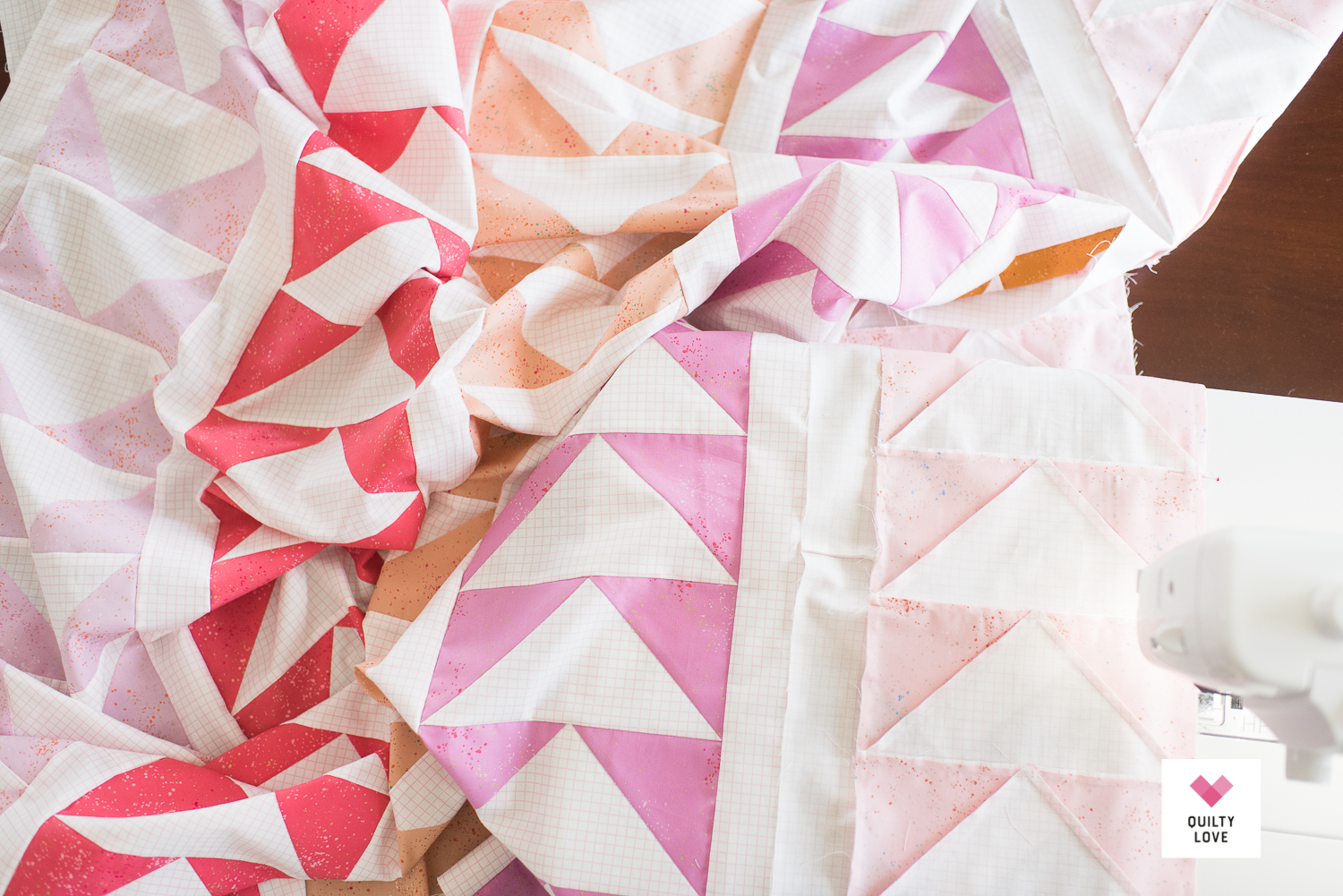 Flying quilt - The Ruby Star Society Speckled one - Quilty Love