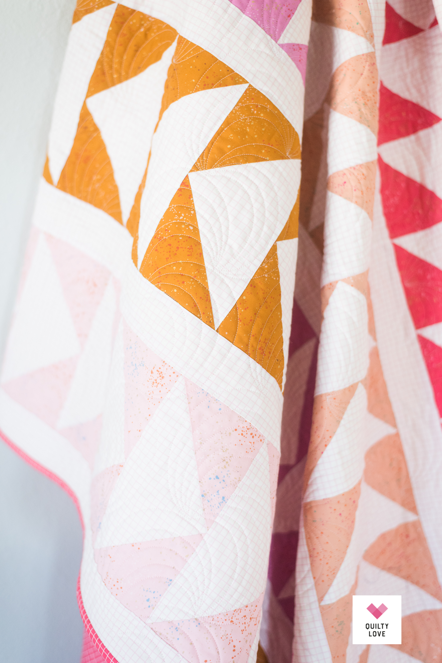 Flying quilt - The Ruby Star Society Speckled one - Quilty Love