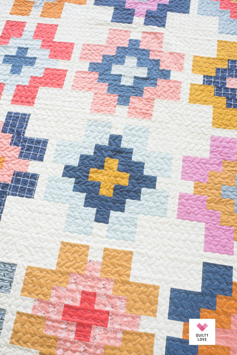 Glowing Quilt - A new fat quarter friendly quilt pattern - Quilty Love