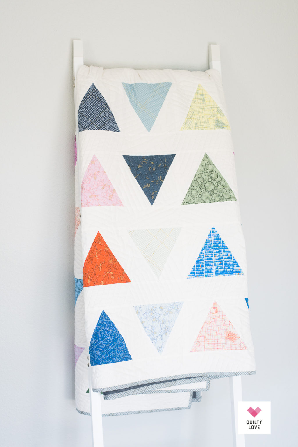 The Carolyn Friedlander Triangle Pop quilt - Quilty Love