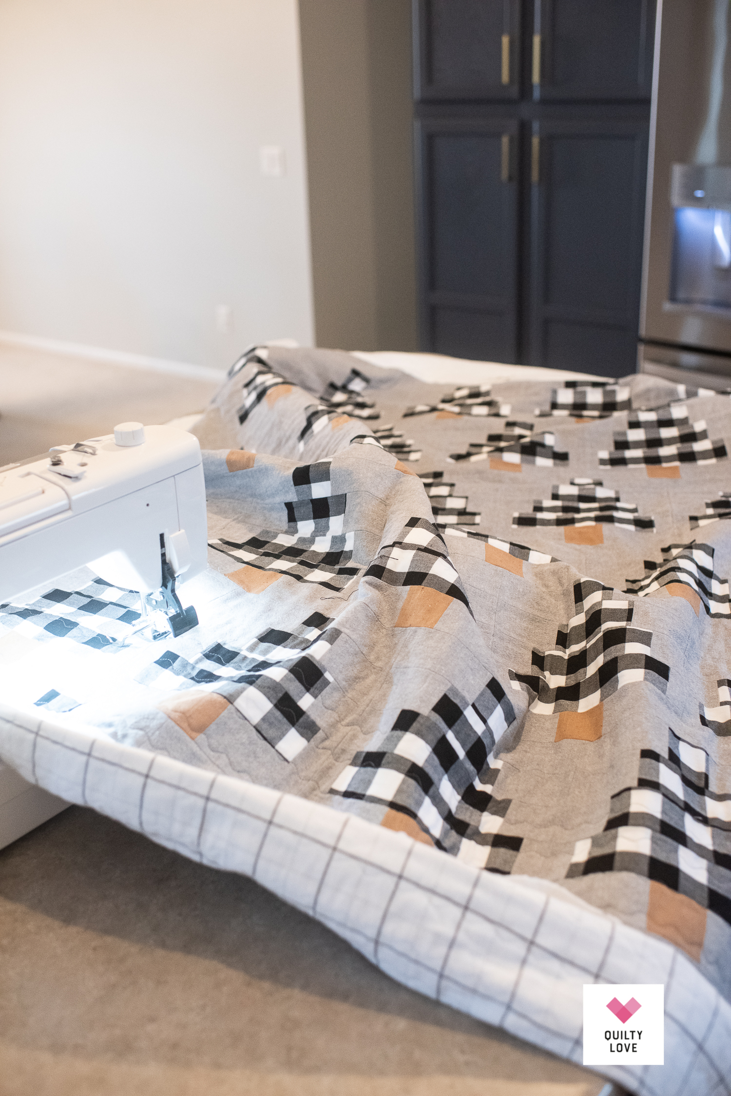 Modern Farmhouse Christmas quilt - Quilty Trees - Quilty Love