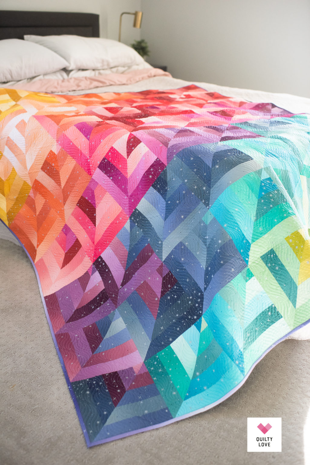 Rainbow Ombre Lucky Log Cabins quilt - Quilty Love