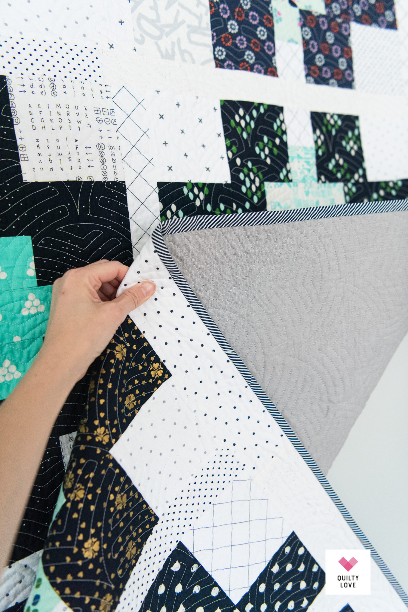 The Happy Scrappy Glowing Quilt - Quilty Love