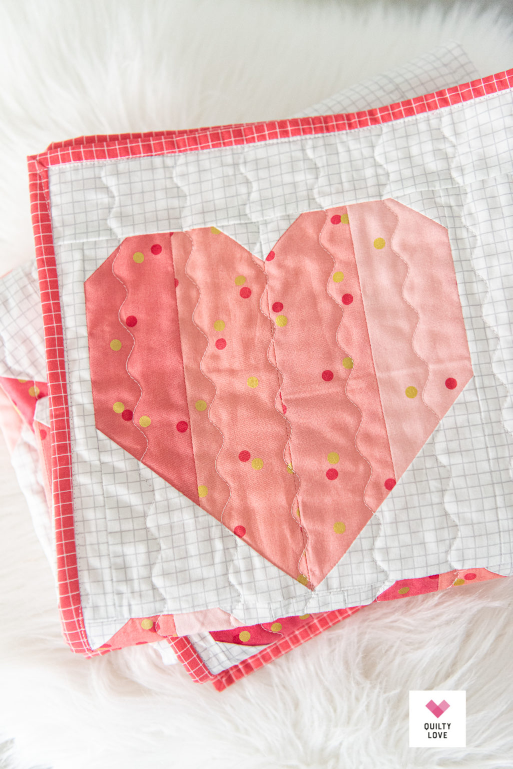 The Ombre Infinite Hearts Baby Quilt - Quilty Love