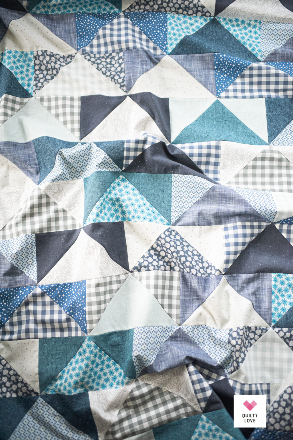 Paintbox Patchwork Flying Geese Quilt - Quilty Love