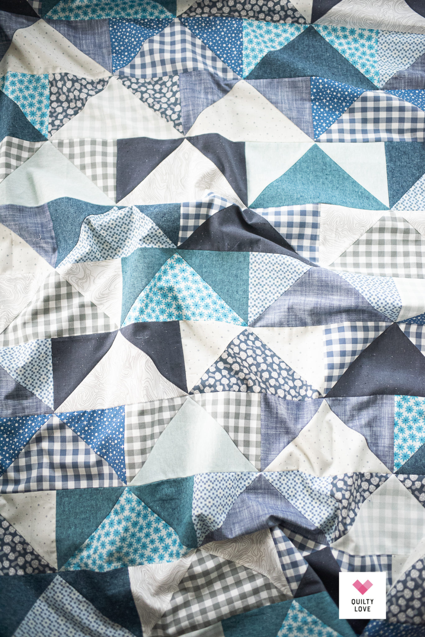 Paintbox Patchwork Flying Geese Quilt - Quilty Love