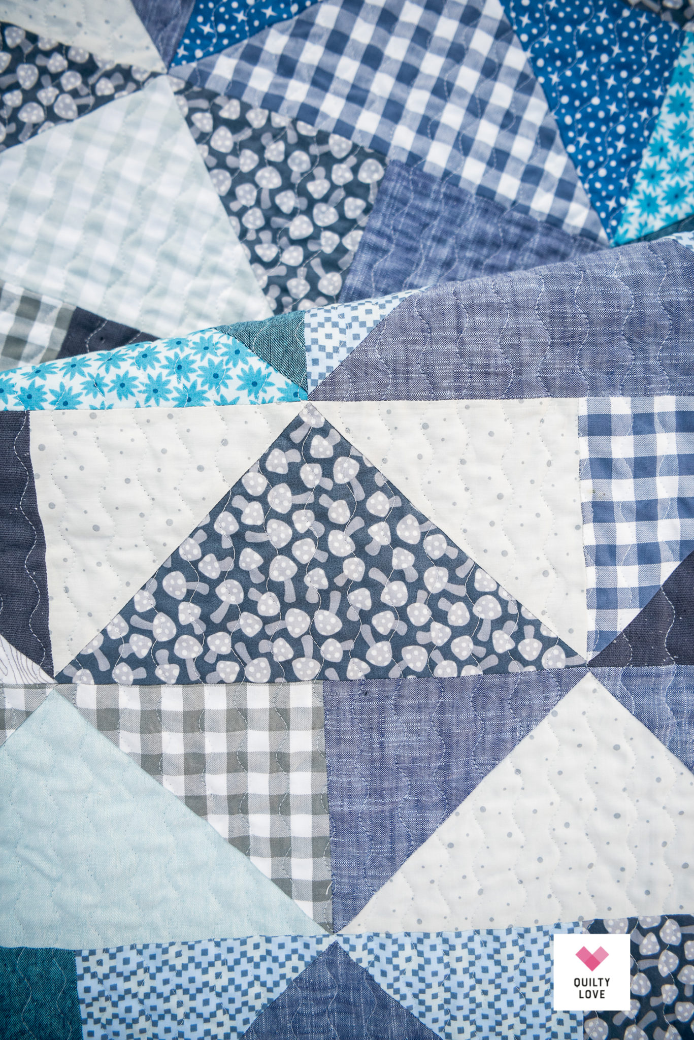 Paintbox Patchwork Flying Geese Quilt - Quilty Love