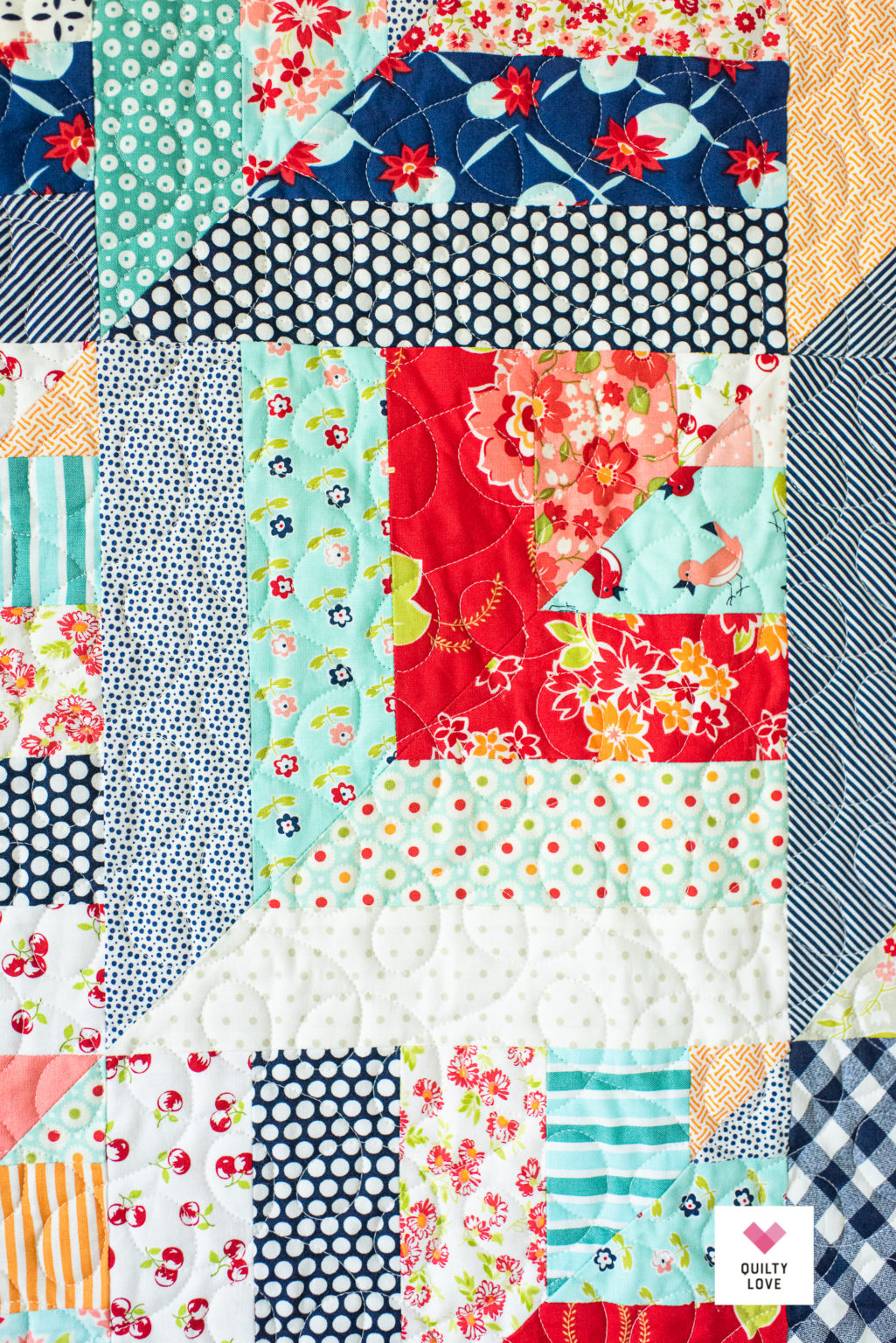 Scrappy B&C Lucky Log Cabins Quilt - Quilty Love
