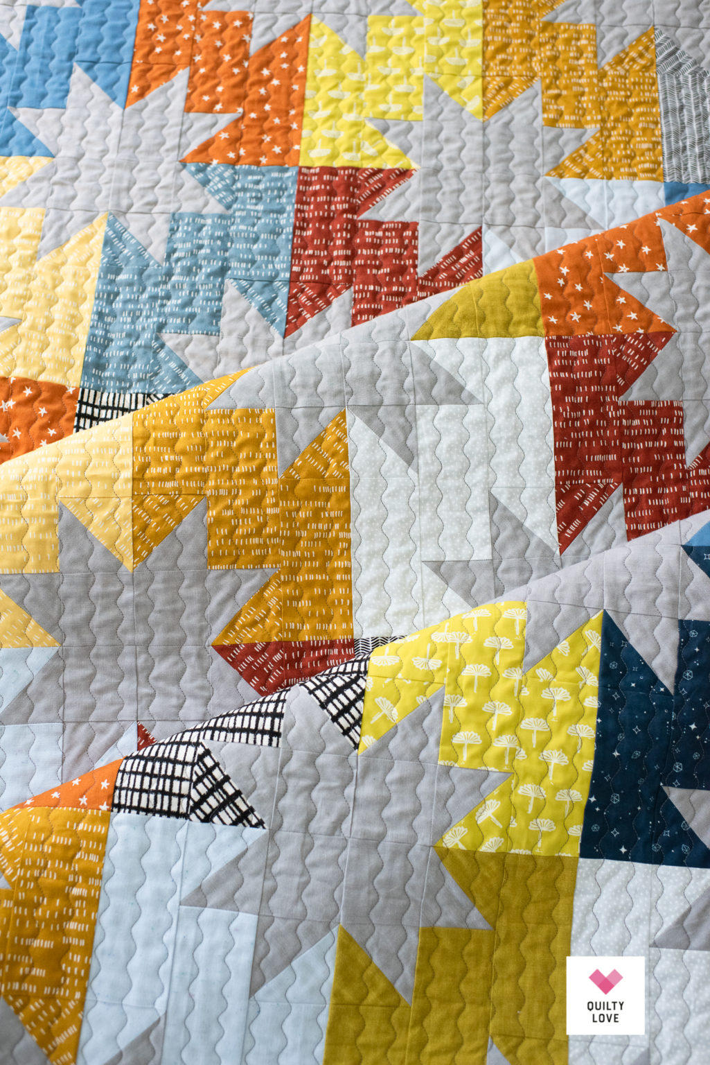 Scrappy Star Pop quilt - Quilty Love
