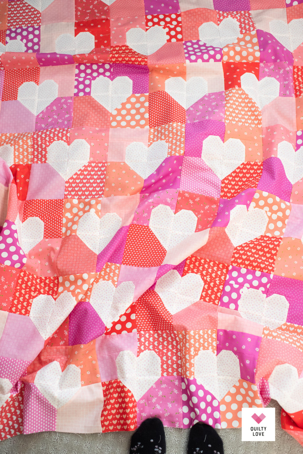 Patchwork Hearts Quilt Pattern - Scrappy heart quilt - Quilty Love