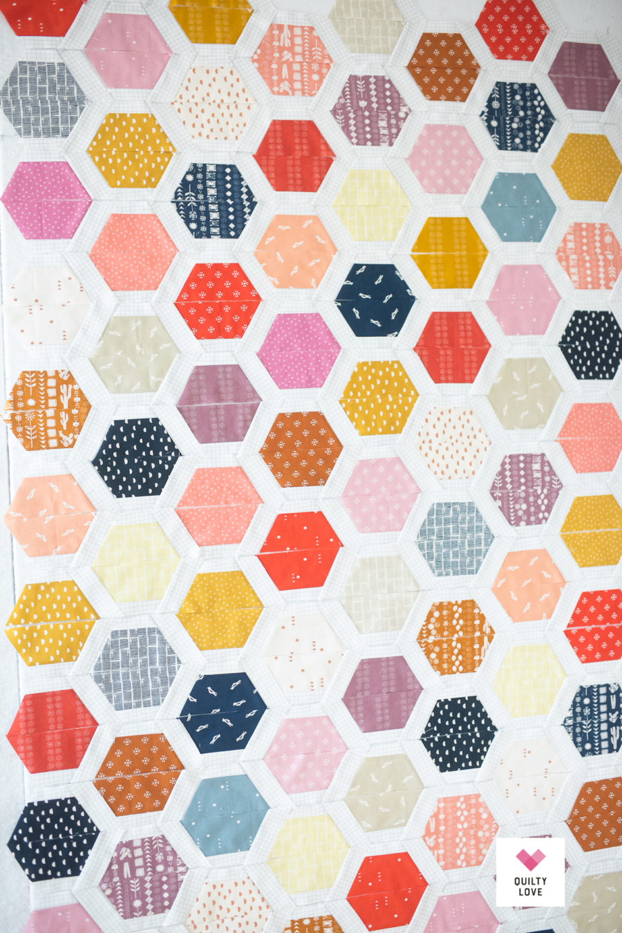 Hexie Framed Quilt - The RSS Heirloom One - Quilty Love