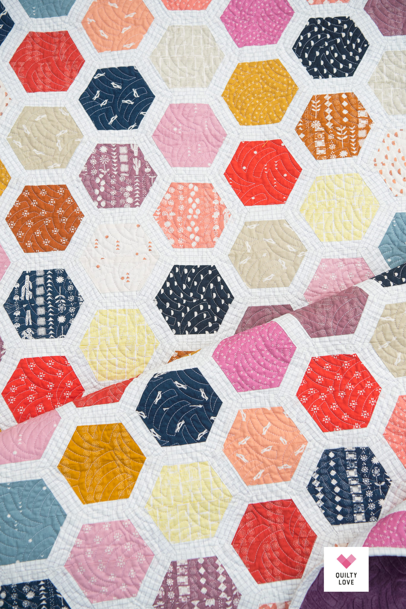 Hexie Framed Quilt - The RSS Heirloom One - Quilty Love