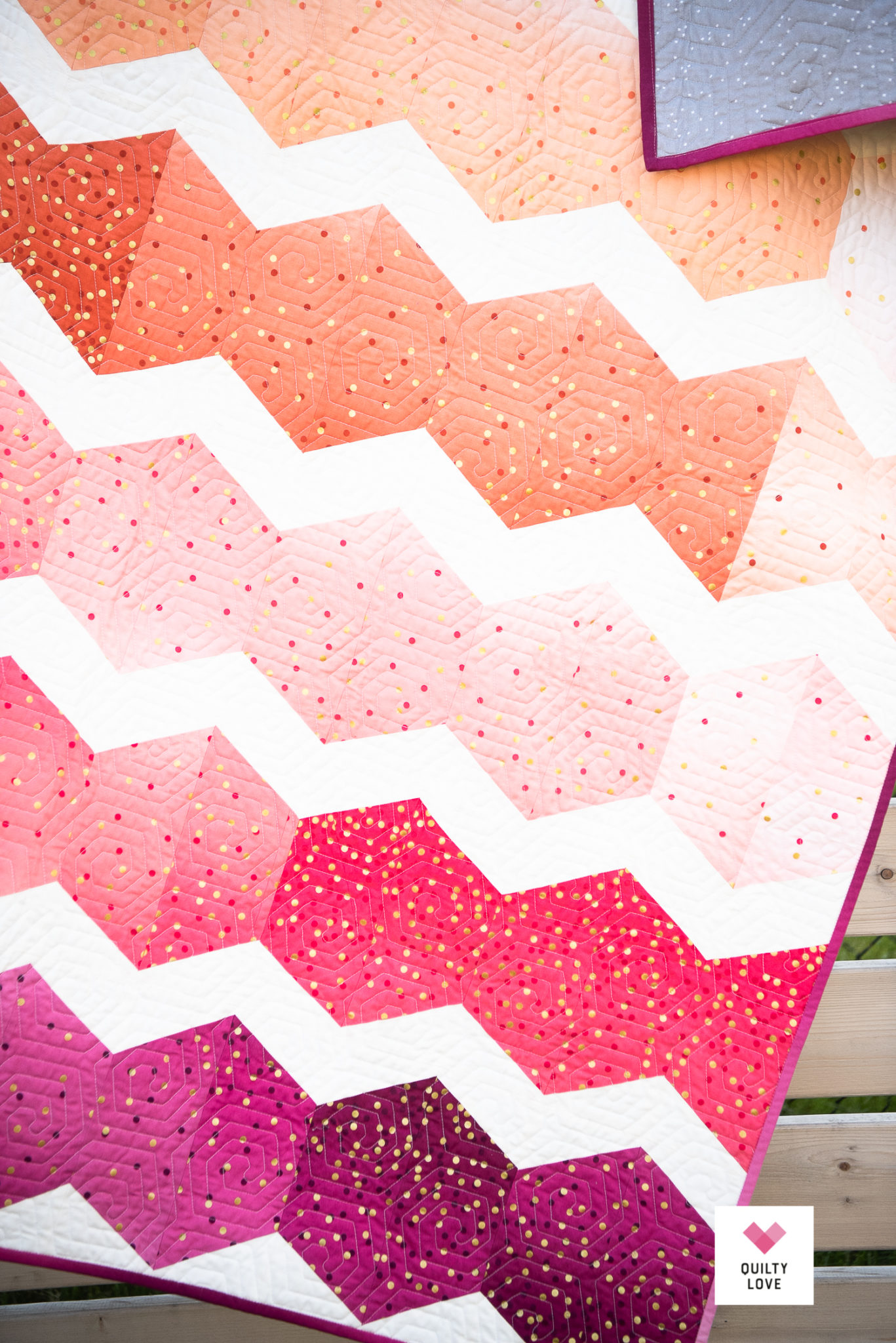 Ombre Hexie Pop Quilt - The Warm version - Quilty Love