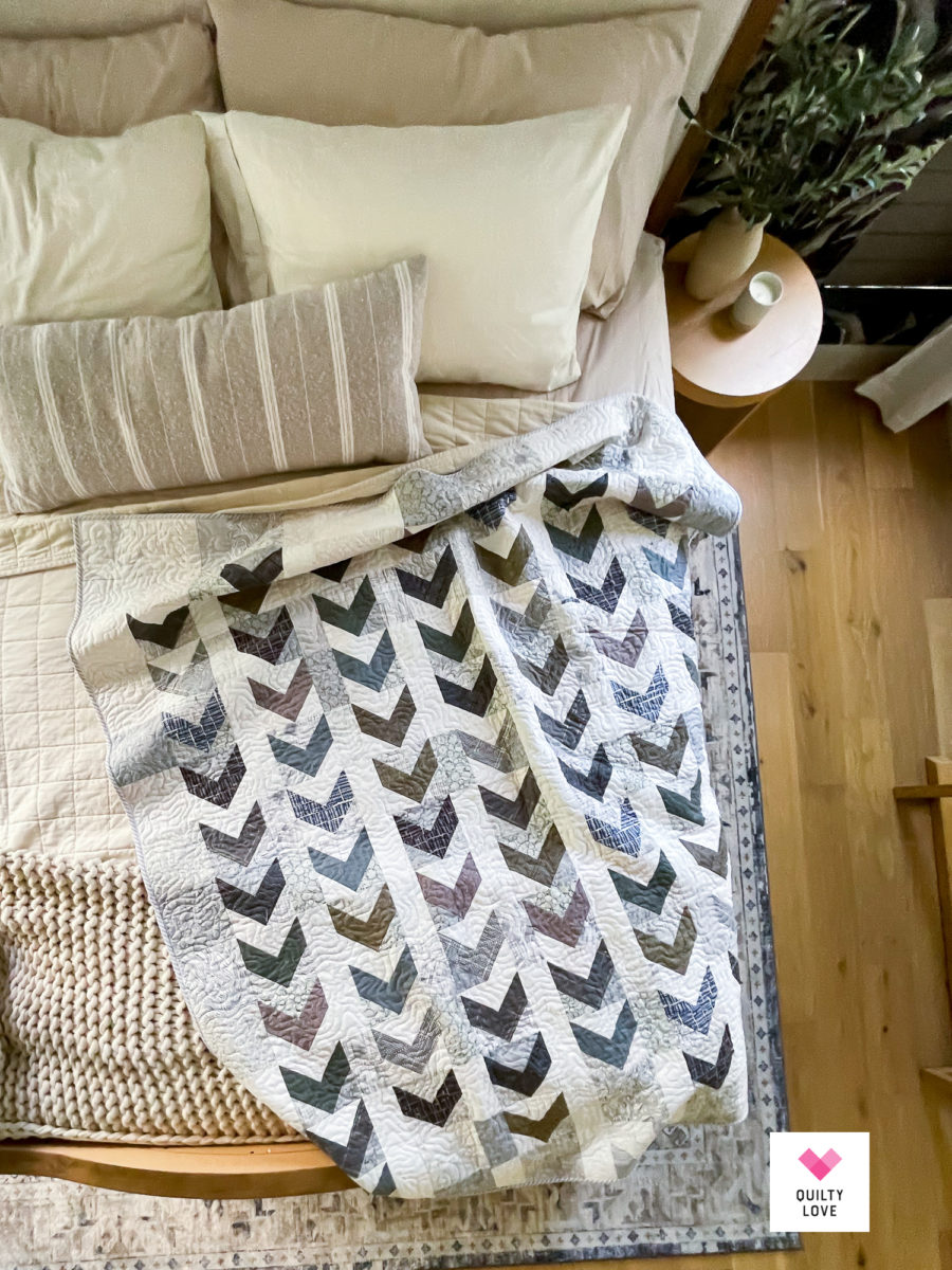 Collection CF Scrappy Arrows quilt - Quilty Love