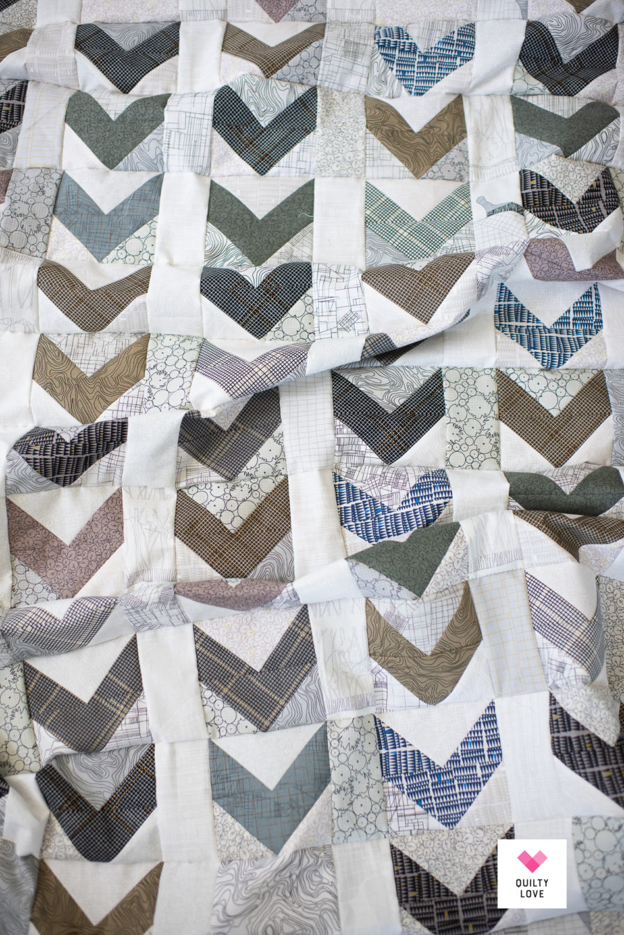 Collection CF Scrappy Arrows quilt - Quilty Love