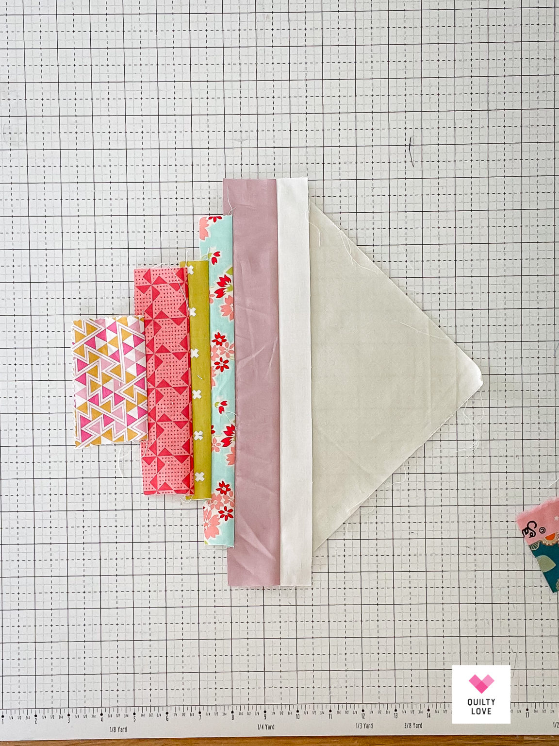 The scrappy and happy String Quilt - Quilty Love