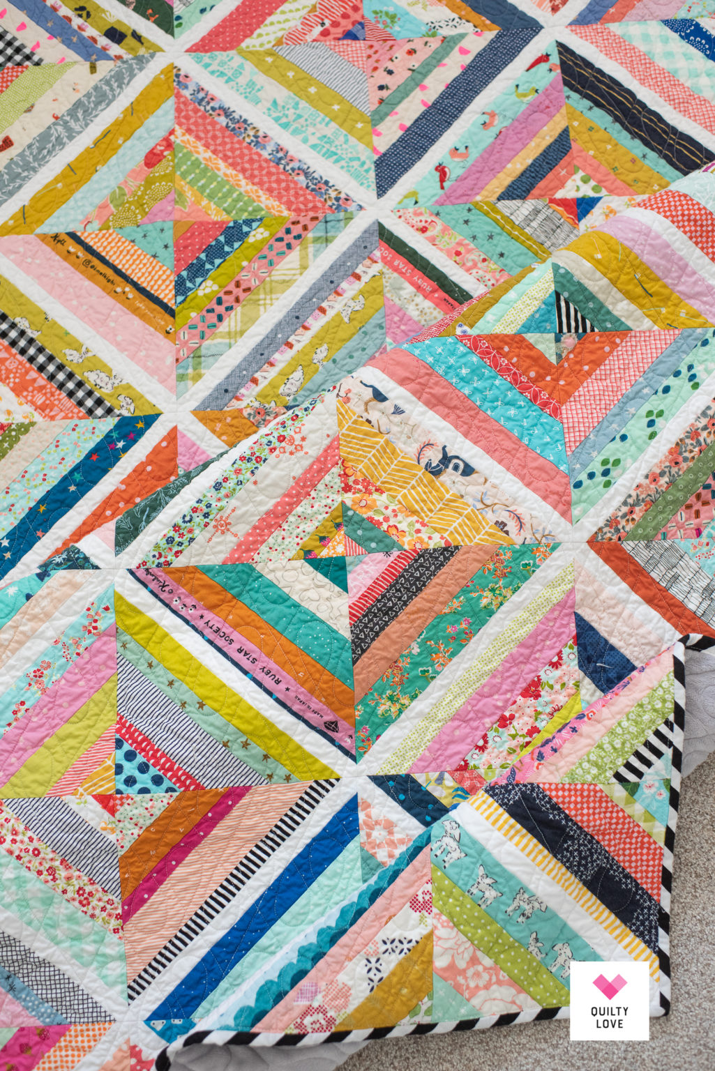 The scrappy and happy String Quilt - Quilty Love