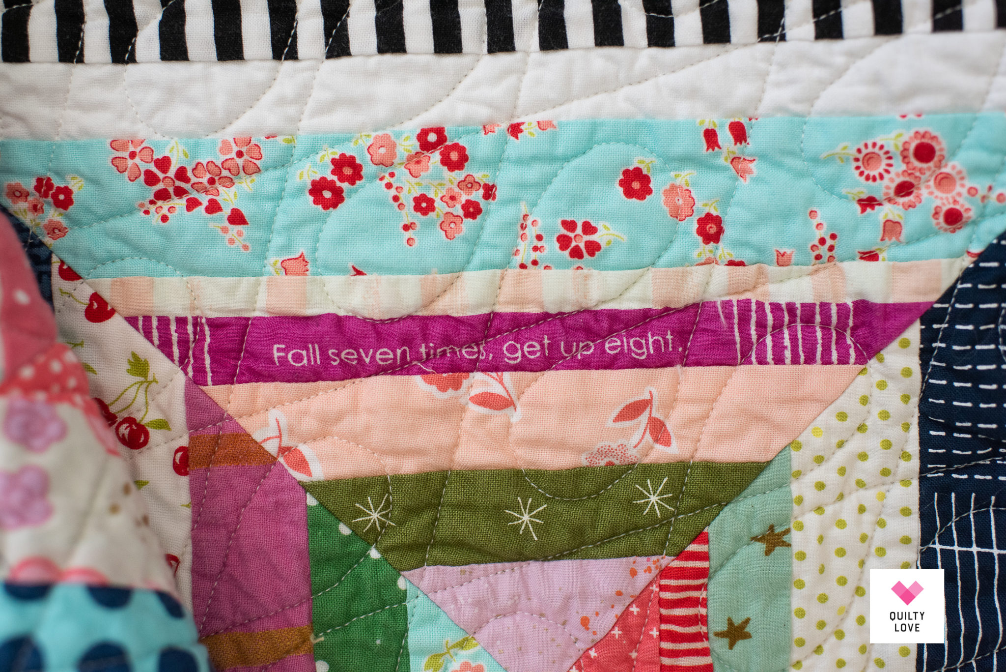 The scrappy and happy String Quilt - Quilty Love