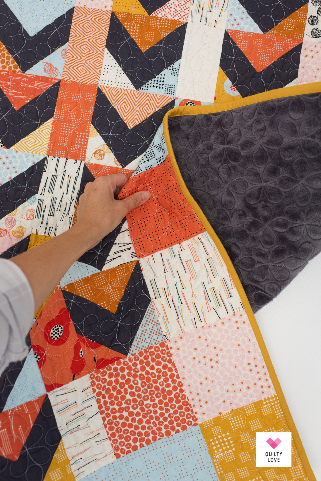 Zen Chic Lazy Afternoon Scrappy Arrows quilt - Quilty Love