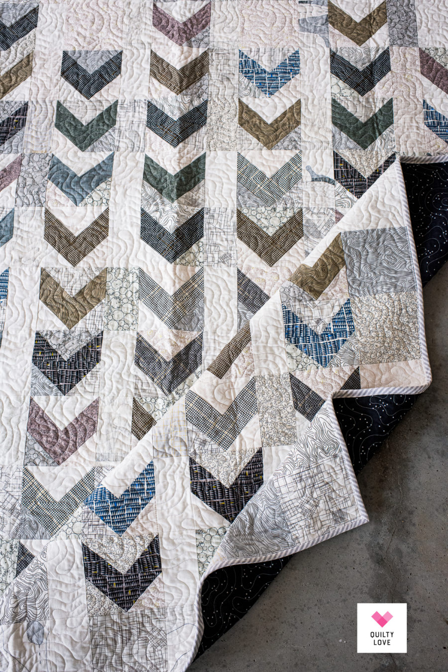 Collection CF Scrappy Arrows quilt - Quilty Love