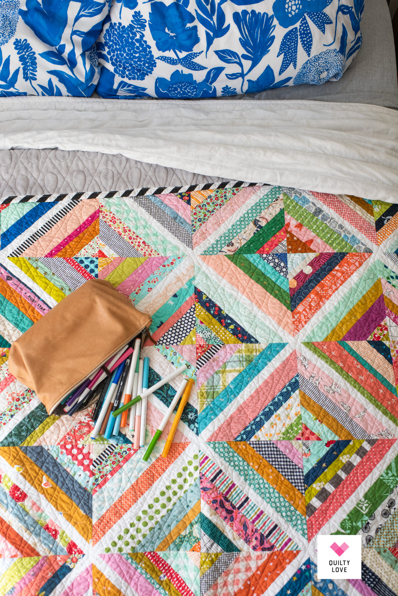 The scrappy and happy String Quilt - Quilty Love