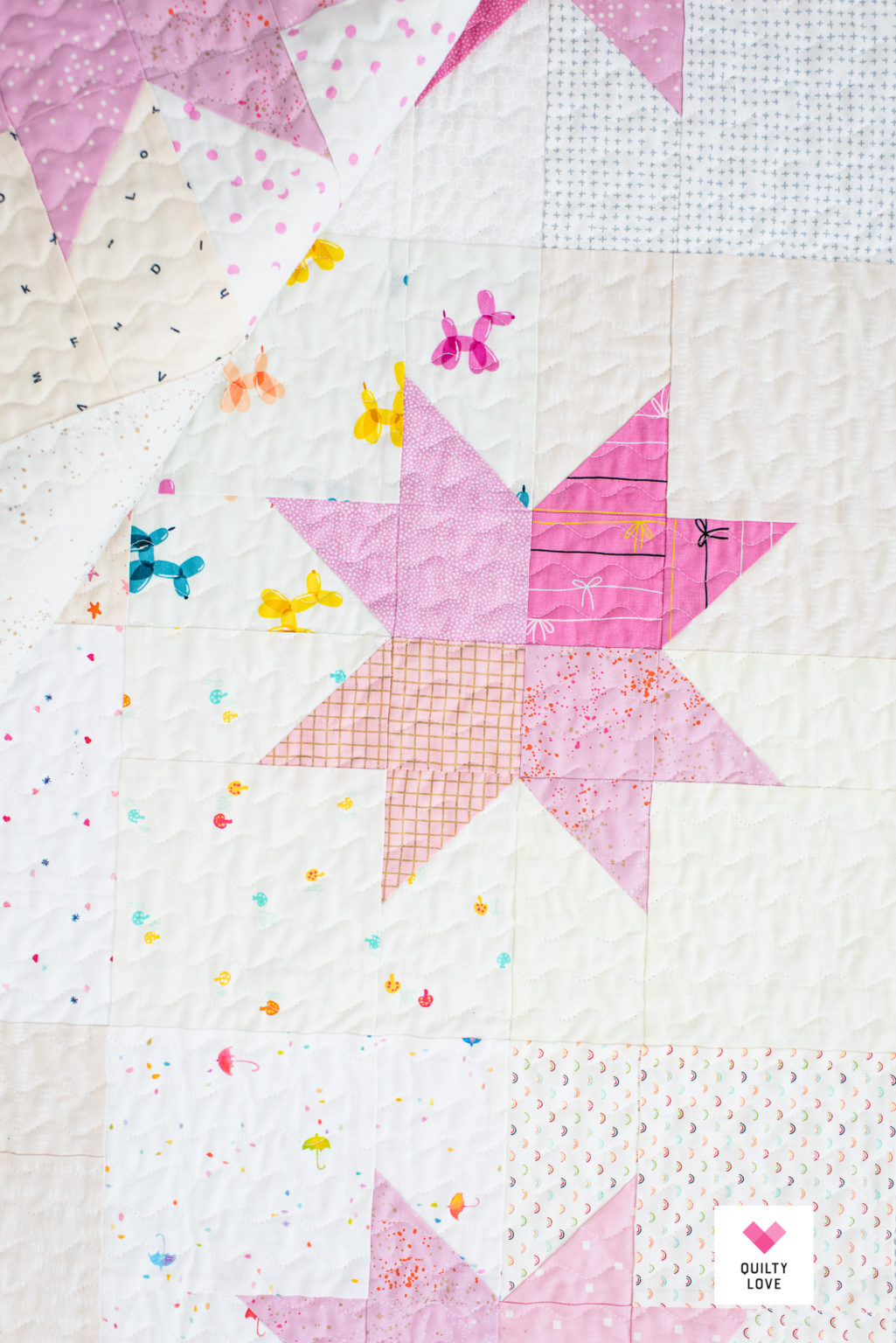 Scrappy Star Pop II quilt - the pink one - Quilty Love