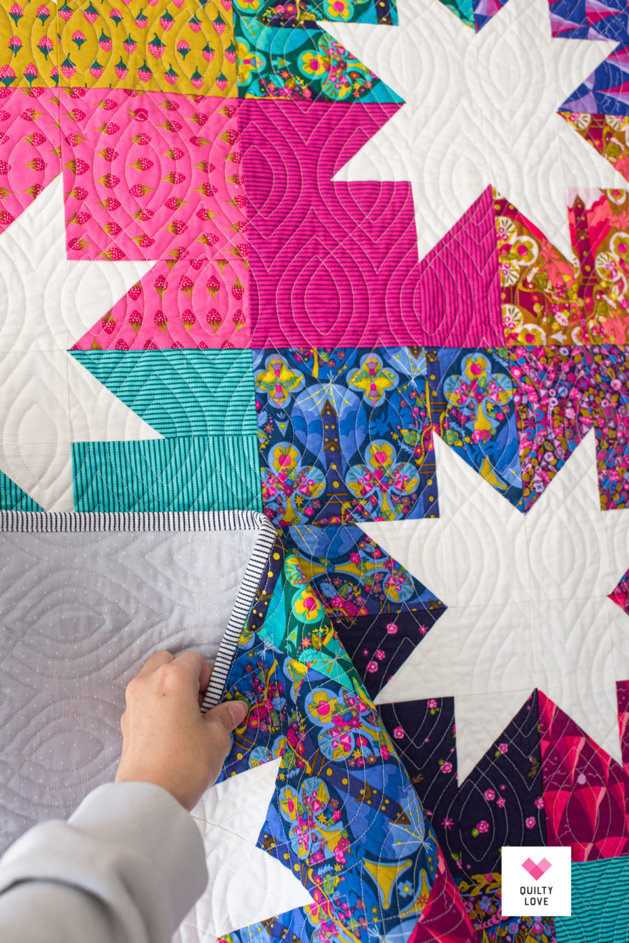 The Alison Glass Star Pop II quilt - Quilty Love