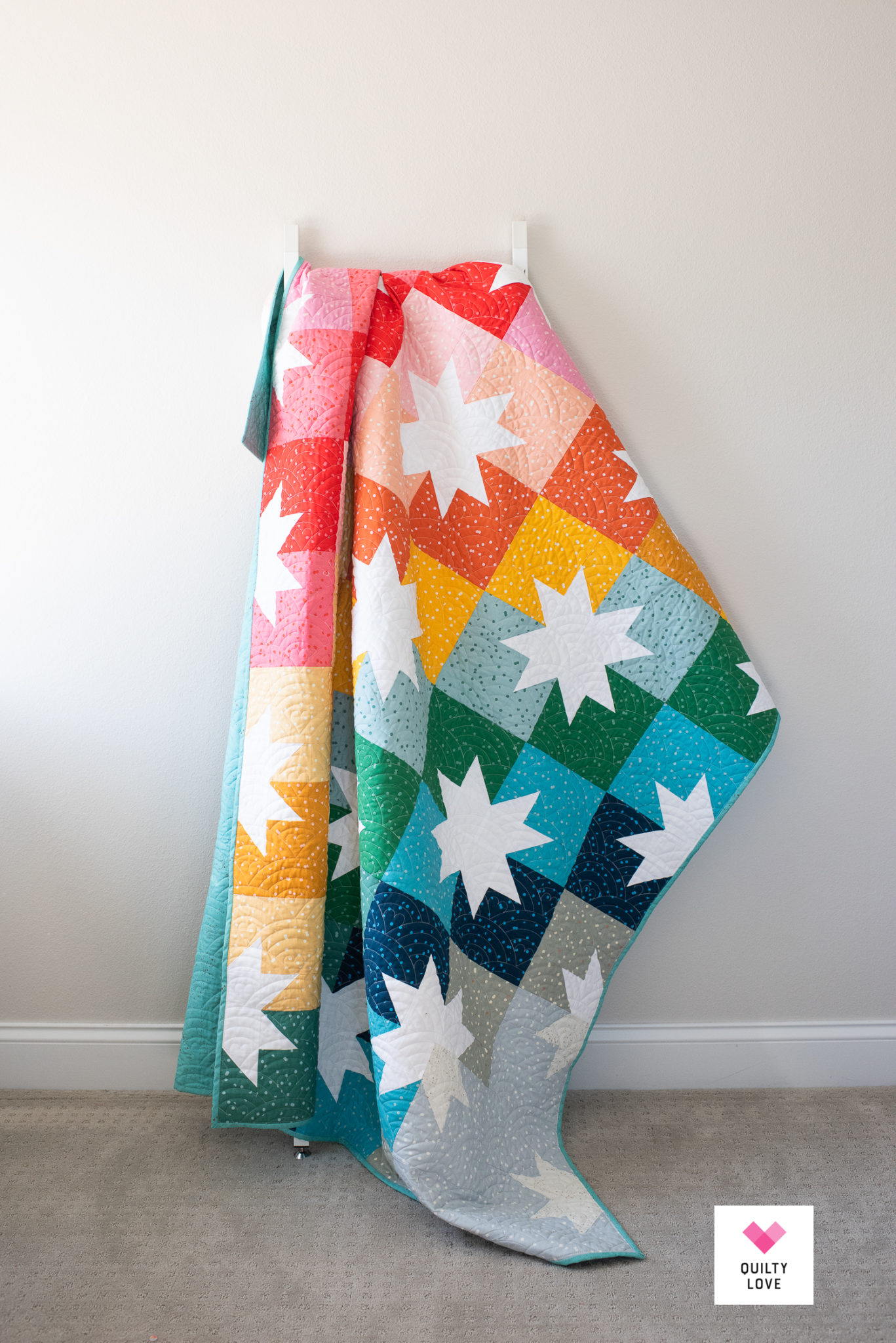 Hole Punch Star Pop II quilt - Quilty Love