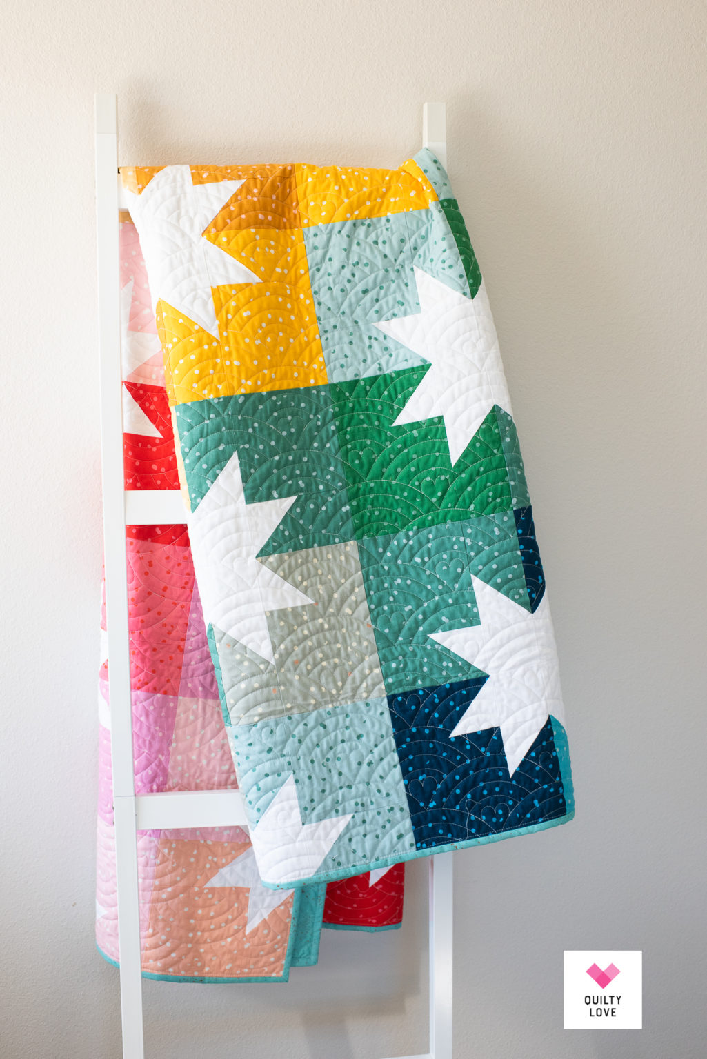 Hole Punch Star Pop II quilt - Quilty Love