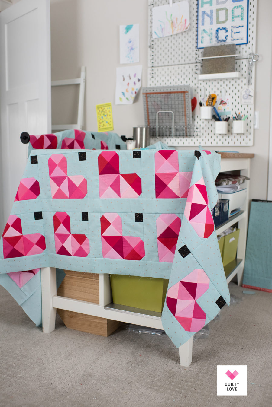 Heart Gems quilt pattern - Quilty Love