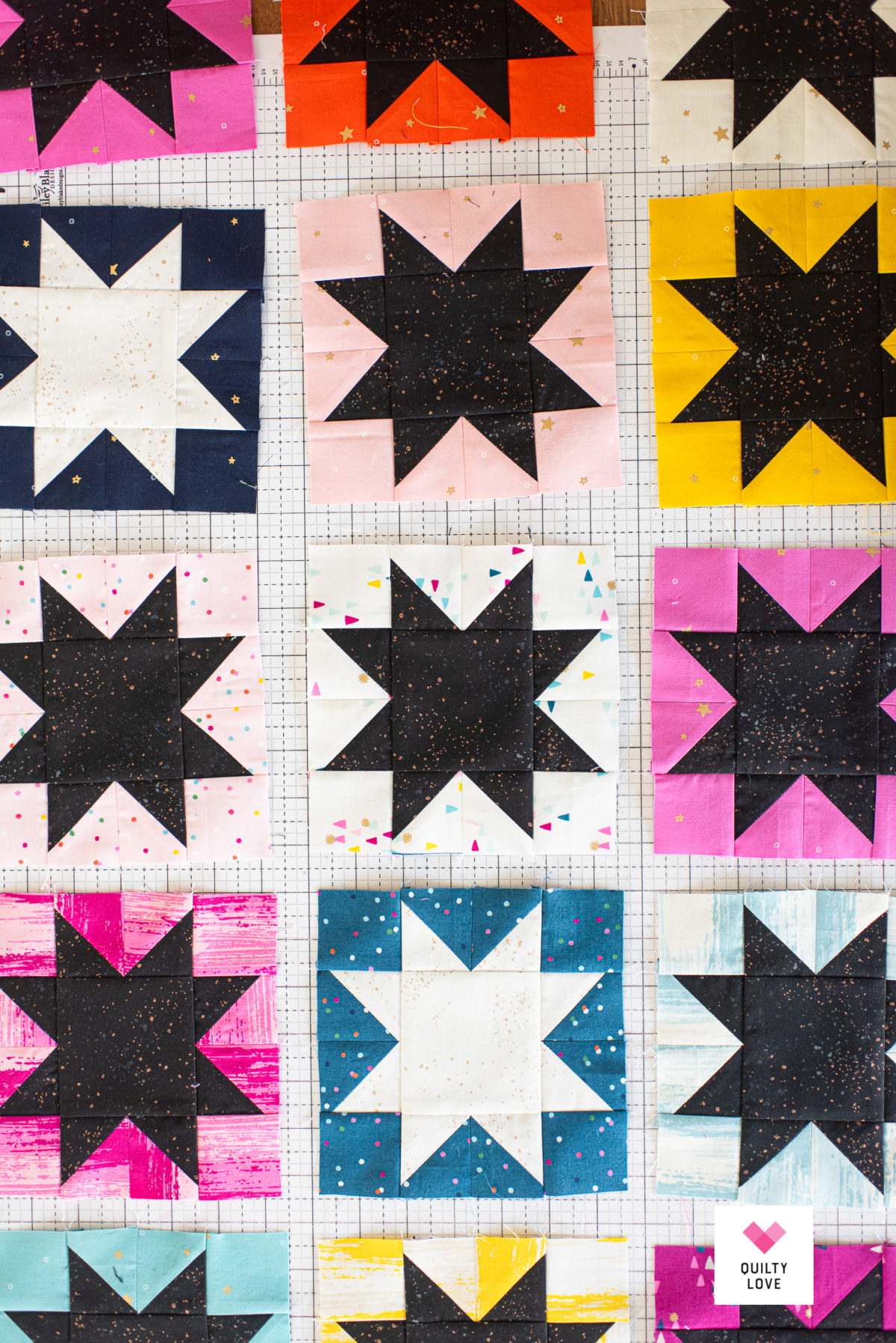 Log Cabin Stars Quilt Pattern + a quilt along - Quilty Love