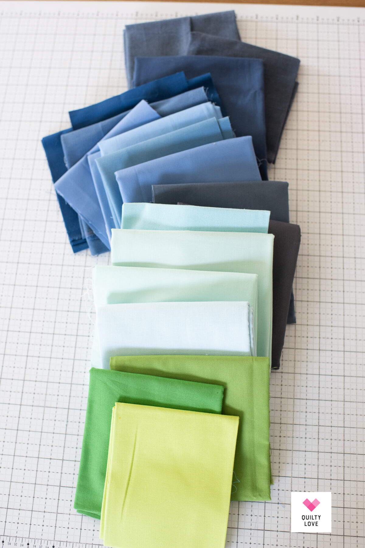 Classic Stars Quilt Pattern - Quilty Love