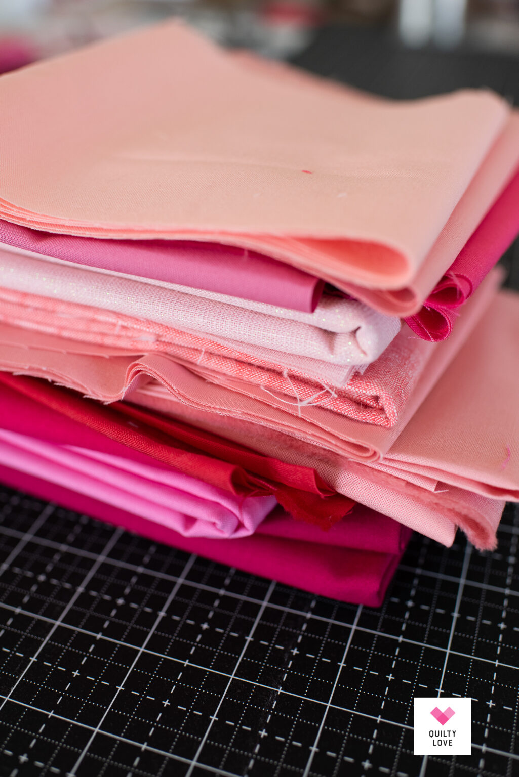 Classic Hearts Quilt Pattern - Quilty Love