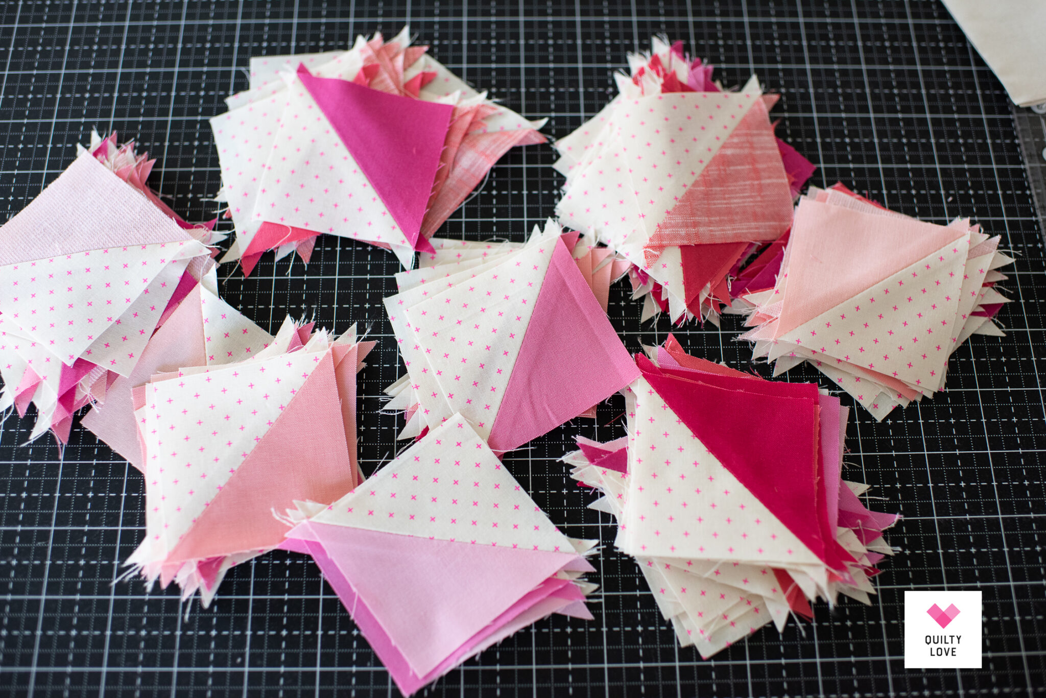 Classic Hearts Quilt Pattern - Quilty Love