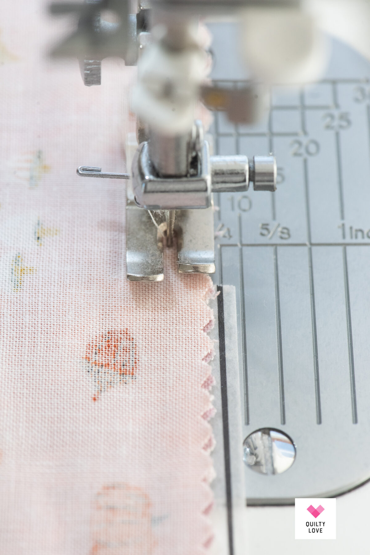 Jelly Roll Happy Scallops quilt - Quilty Love