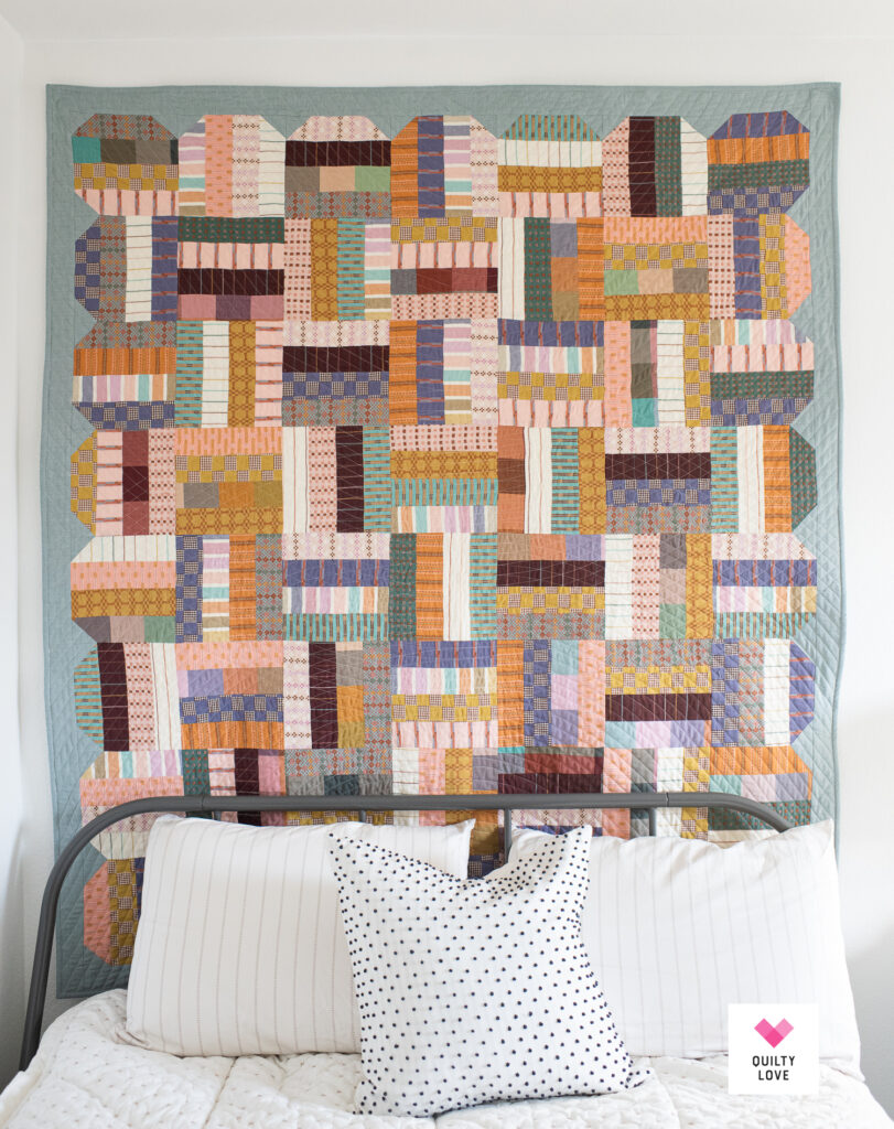Happy Scallops quilt pattern - Quilty Love