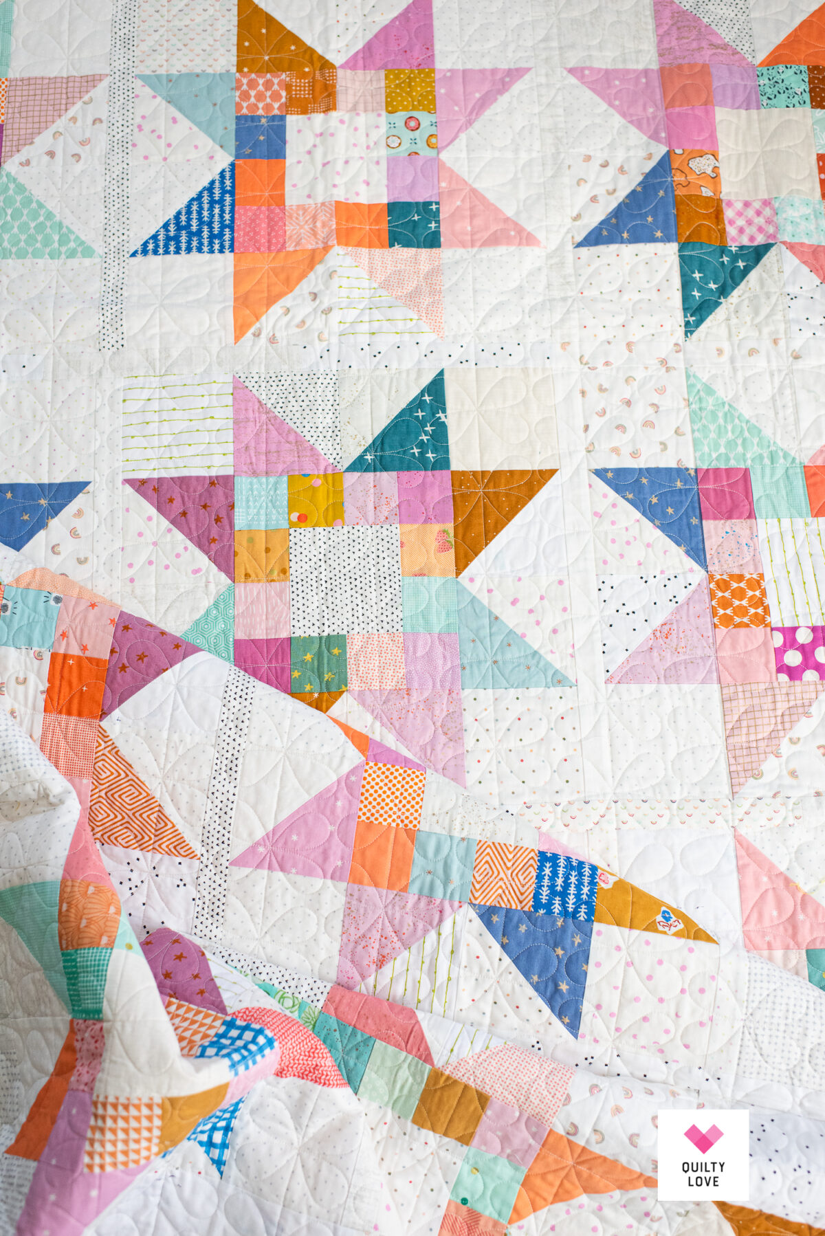 Scrap Stash Quilty Stars quilt - Quilty Love