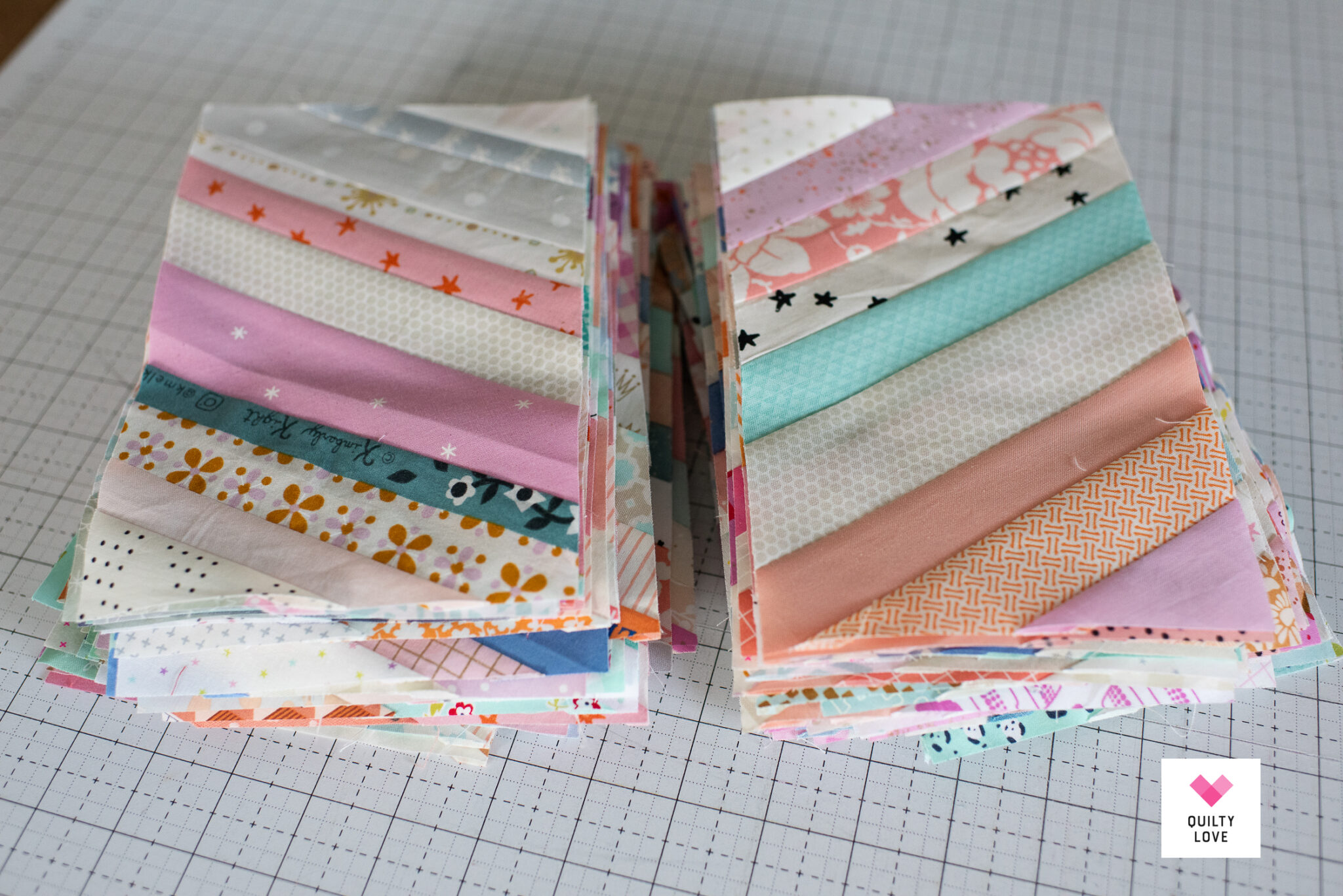 Pastel Scrappy String quilt - Quilty Love